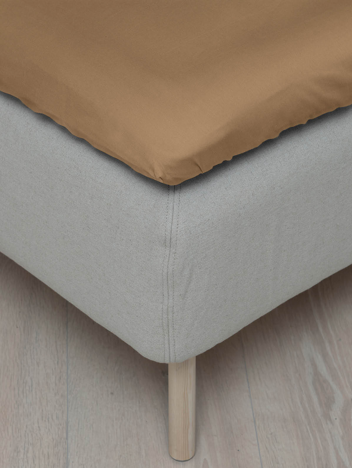 Harmoni lakan gyllen beige
