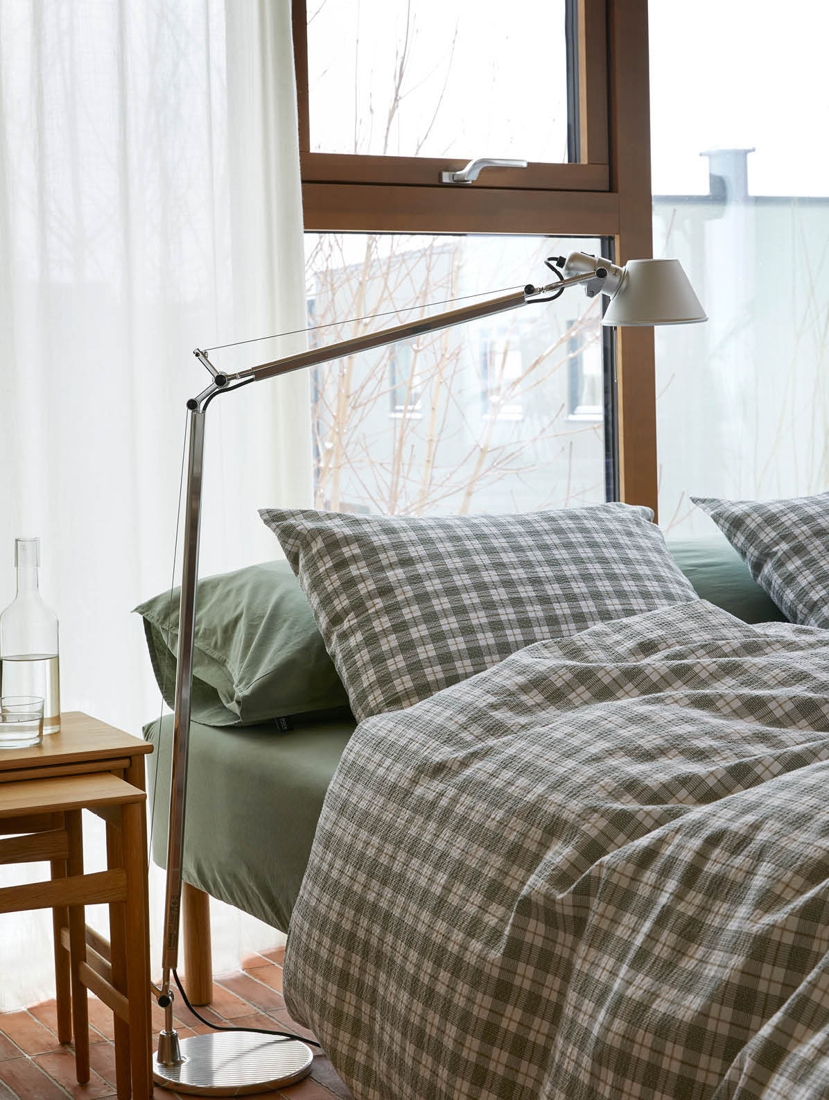 Kyrre kreppsengesett dempet grønn